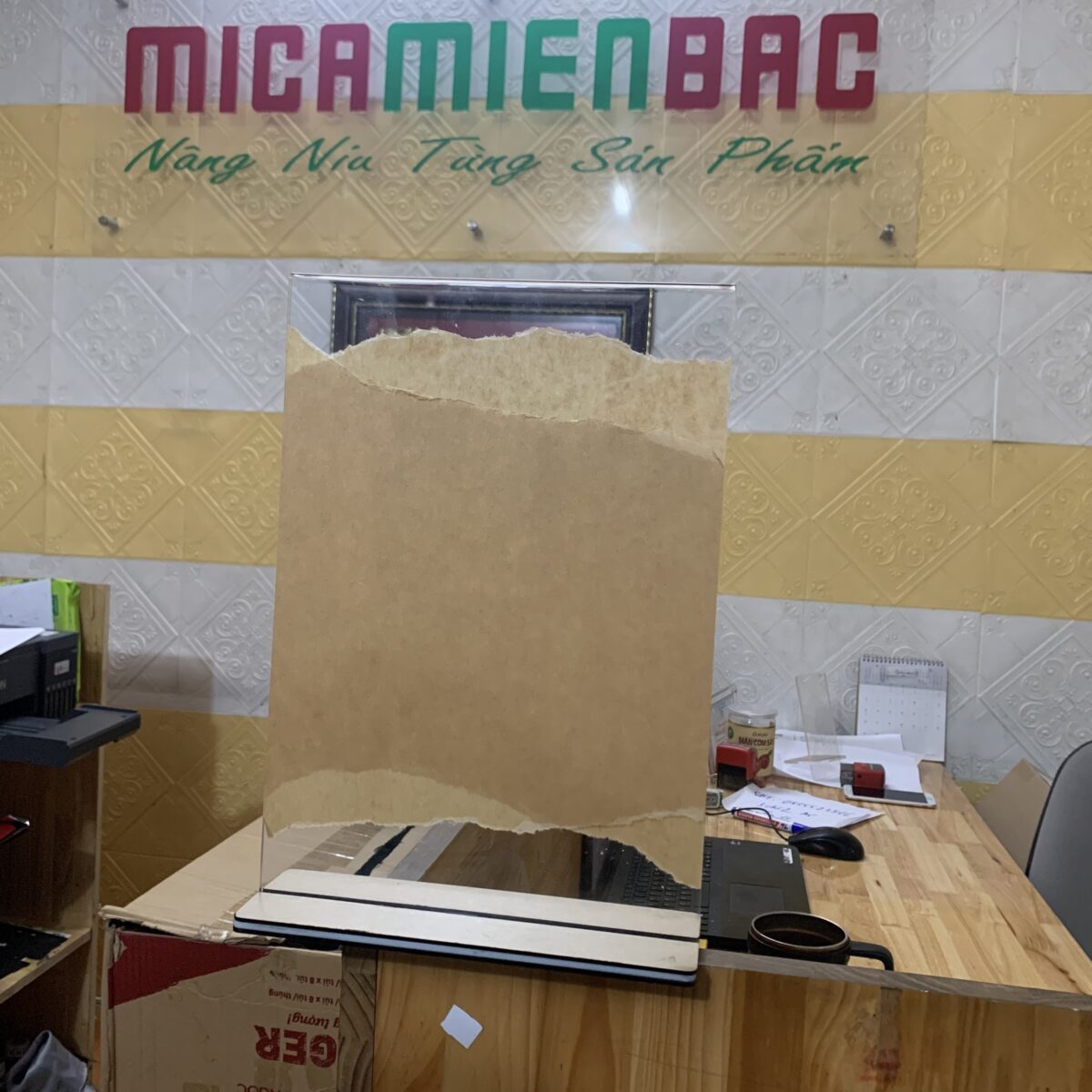 Sản phẩm mica | Công ty sản xuất sản phẩm mica | Micamienbac
